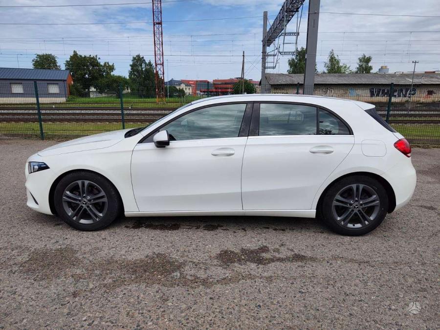 Balts Mercedes-Benz A 180 2019 Šauļi, ar dzinēja tilpumu 1.40 L un nobraukumu 51 tūkst. km par 15900 €, foto 9 vietnē AUTOMOTO.COM.LV