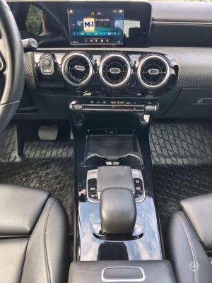 Balts Mercedes-Benz A 180 2019 Šauļi, ar dzinēja tilpumu 1.40 L un nobraukumu 51 tūkst. km par 15900 €, foto 16 vietnē AUTOMOTO.COM.LV