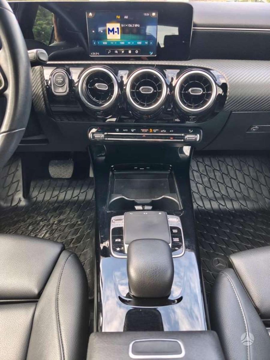 Balts Mercedes-Benz A 180 2019 Šauļi, ar dzinēja tilpumu 1.40 L un nobraukumu 51 tūkst. km par 15900 €, foto 16 vietnē AUTOMOTO.COM.LV