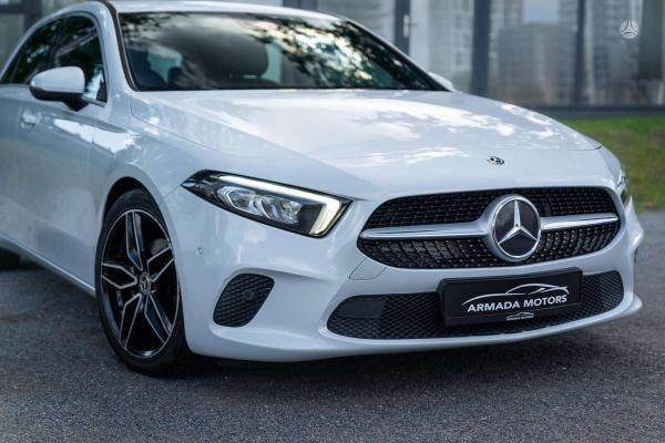 Мерседес А 180 2019 в Вильнюс на AUTOMOTO.COM.LV Белый Мерседес А 180 2019 в Вильнюс, объемом двигателя 1.46 л и пробегом 224 тыс. км за 12900 €, фото 3 на AUTOMOTO.COM.LV