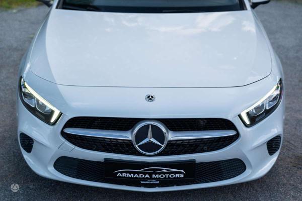 Мерседес А 180 2019 в Вильнюс на AUTOMOTO.COM.LV Белый Мерседес А 180 2019 в Вильнюс, объемом двигателя 1.46 л и пробегом 224 тыс. км за 12900 €, фото 6 на AUTOMOTO.COM.LV