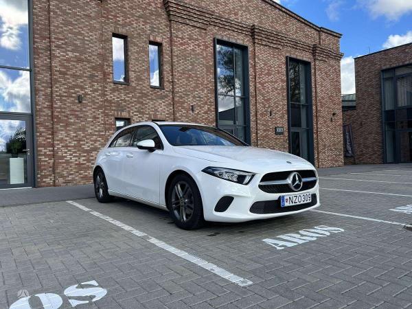 Мерседес А 180 2019 в Клайпеда на AUTOMOTO.COM.LV Белый Мерседес А 180 2019 в Клайпеда, объемом двигателя 1.33 л и пробегом 70 тыс. км за 17500 €, фото 1 на AUTOMOTO.COM.LV