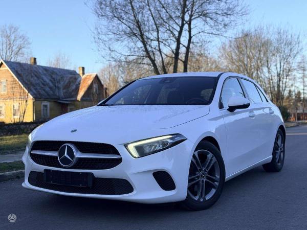 Balts Mercedes-Benz A 180 2020 Utena, ar dzinēja tilpumu 1.46 L un nobraukumu 158 tūkst. km par 15990 €, foto 2 vietnē AUTOMOTO.COM.LV
