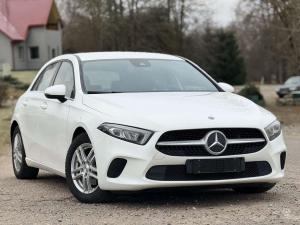 Balts Mercedes-Benz A 180 2020 Utena, ar dzinēja tilpumu 1.46 L un nobraukumu 158 tūkst. km par 16150 €, foto  vietnē AUTOMOTO.COM.LV