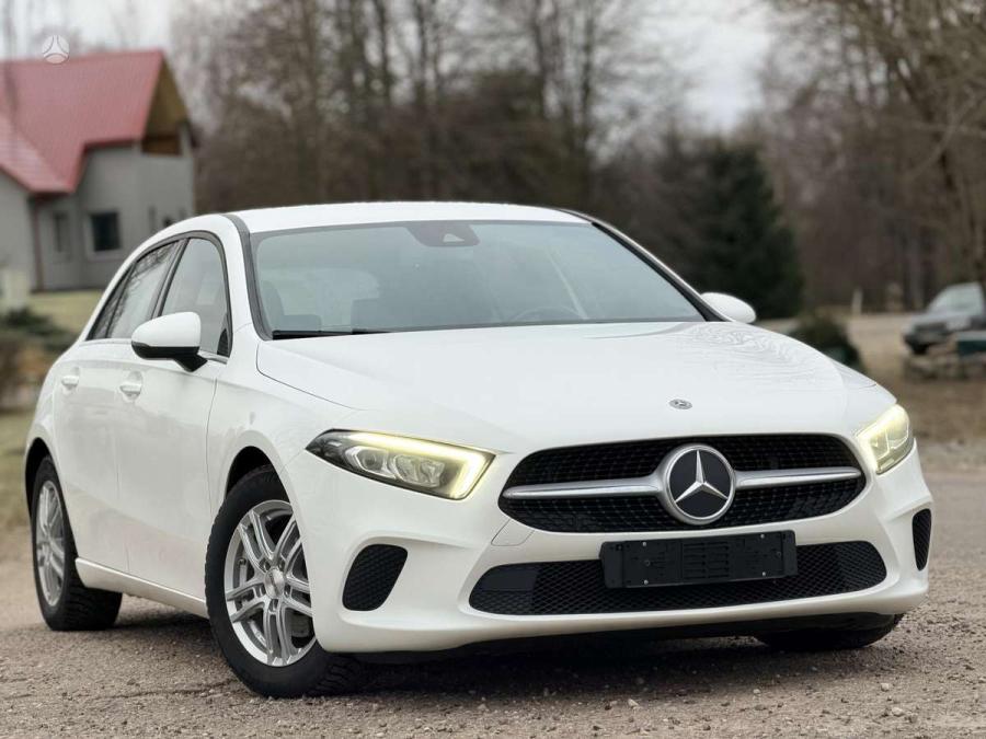 Balts Mercedes-Benz A 180 2020 Utena, ar dzinēja tilpumu 1.46 L un nobraukumu 158 tūkst. km par 16150 €, foto 7 vietnē AUTOMOTO.COM.LV