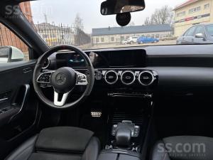 Balts Mercedes-Benz A 180 2020 Rēzekne, ar dzinēja tilpumu 1.30 L un nobraukumu 85 tūkst. km par 23300 €, foto 18 vietnē AUTOMOTO.COM.LV