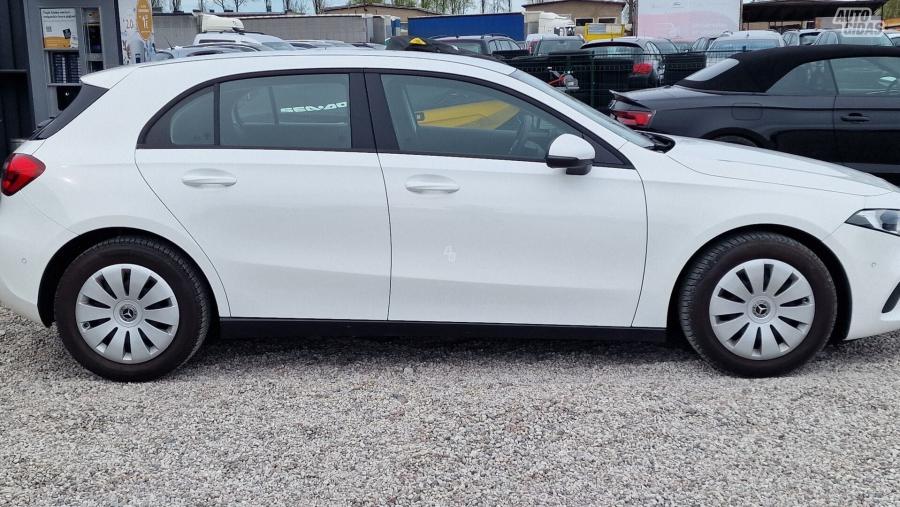 Белый Мерседес А 180 2021 в Кретинга, объемом двигателя 2.00 л и пробегом 102 тыс. км за 15699 €, фото 5 на AUTOMOTO.COM.LV