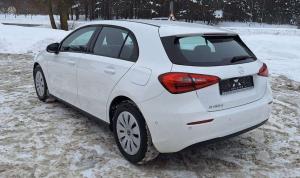 Balts Mercedes-Benz A 180 2021 Viļņa, ar dzinēja tilpumu 1.95 L un nobraukumu 102 tūkst. km par 16990 €, foto 9 vietnē AUTOMOTO.COM.LV