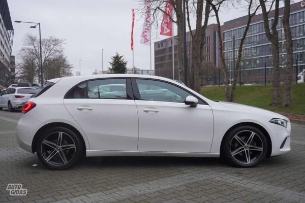 White Mercedes-Benz A 180 2018 in Kaunas, with an engine capacity of 1.30 L and mileage of 96 thousand km for 25480 €, photo 4 on AUTOMOTO.COM.LV