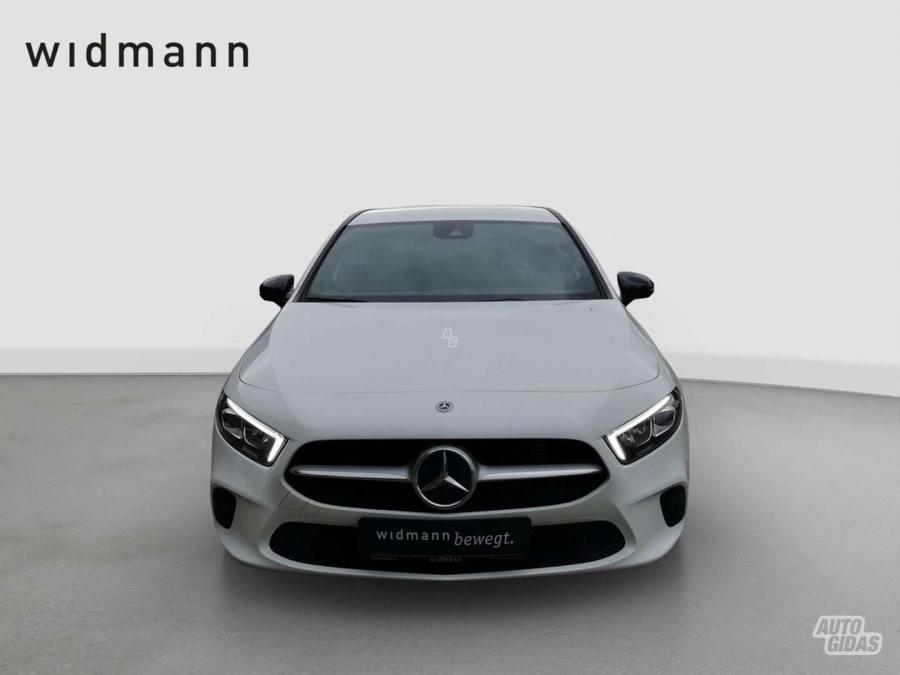 White Mercedes-Benz A 180 2018 in Kaunas, with an engine capacity of 1.50 L and mileage of 56 thousand km for 24306 €, photo 3 on AUTOMOTO.COM.LV