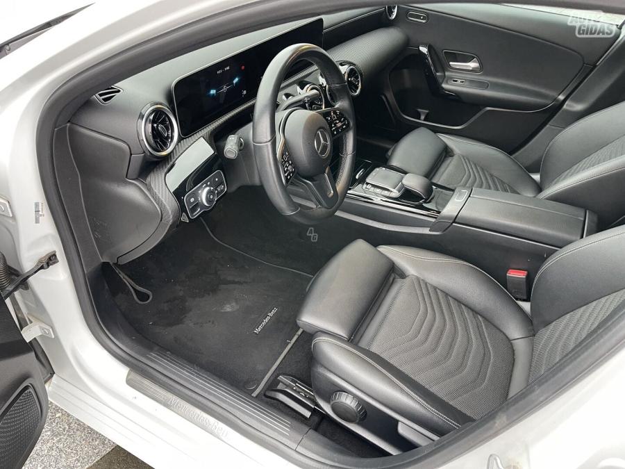 Balts Mercedes-Benz A 180 2019 Jonava, ar dzinēja tilpumu 1.50 L un nobraukumu 34 tūkst. km par 26999 €, foto 10 vietnē AUTOMOTO.COM.LV
