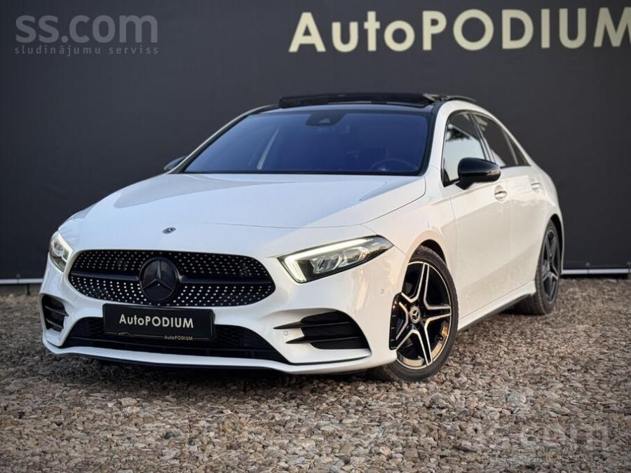 White Mercedes-Benz A 180 2020 in Riga, with an engine capacity of 1.50 L and mileage of 88 thousand km for 26650 €, photo 1 on AUTOMOTO.COM.LV