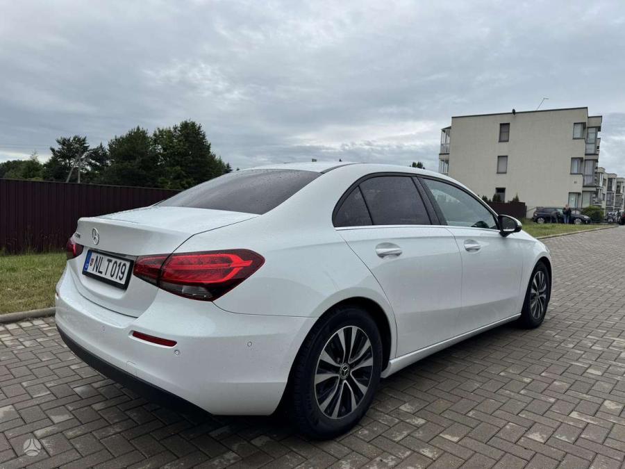 Balts Mercedes-Benz A 180 2020 Kauņa, ar dzinēja tilpumu 1.50 L un nobraukumu 177 tūkst. km par 19000 €, foto 5 vietnē AUTOMOTO.COM.LV