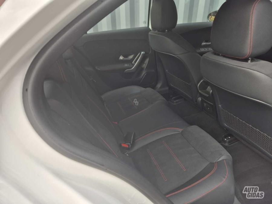 Balts Mercedes-Benz A 180 2024 Viļņa, ar dzinēja tilpumu 1.30 L un nobraukumu 18 tūkst. km par 28900 €, foto 7 vietnē AUTOMOTO.COM.LV