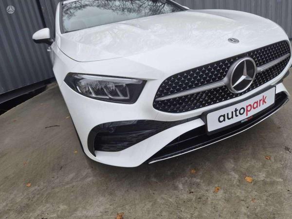 White Mercedes-Benz A 180 2024 in Vilnius, with an engine capacity of 1.33 L and mileage of 18 thousand km for 28900 €, photo 3 on AUTOMOTO.COM.LV