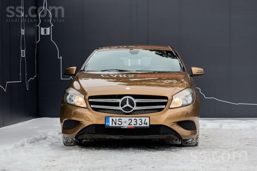 Yellow Mercedes-Benz A 180 2013 in Riga, with an engine capacity of 1.80 L and mileage of 3035 thousand km for 11990 €, photo 2 on AUTOMOTO.COM.LV