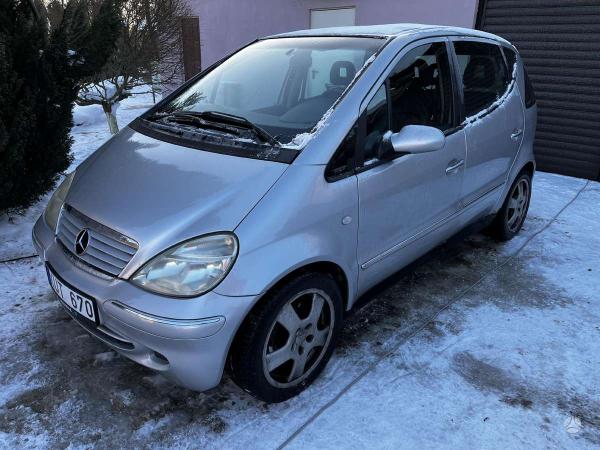 Grey Mercedes-Benz a-190 2002 in Mazeikiai, with an engine capacity of 1.90 L and mileage of 172 thousand km for 1000 €, photo 2 on AUTOMOTO.COM.LV