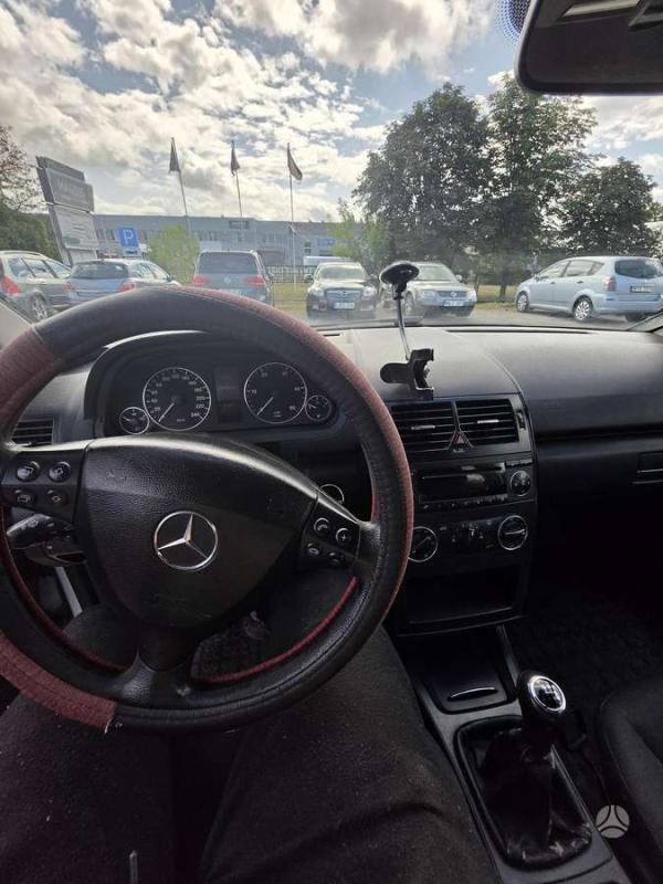 Pelēks Mercedes-Benz a-190 2005 Šauļi, ar dzinēja tilpumu 1.90 L un nobraukumu 270 tūkst. km par 1100 €, foto 6 vietnē AUTOMOTO.COM.LV