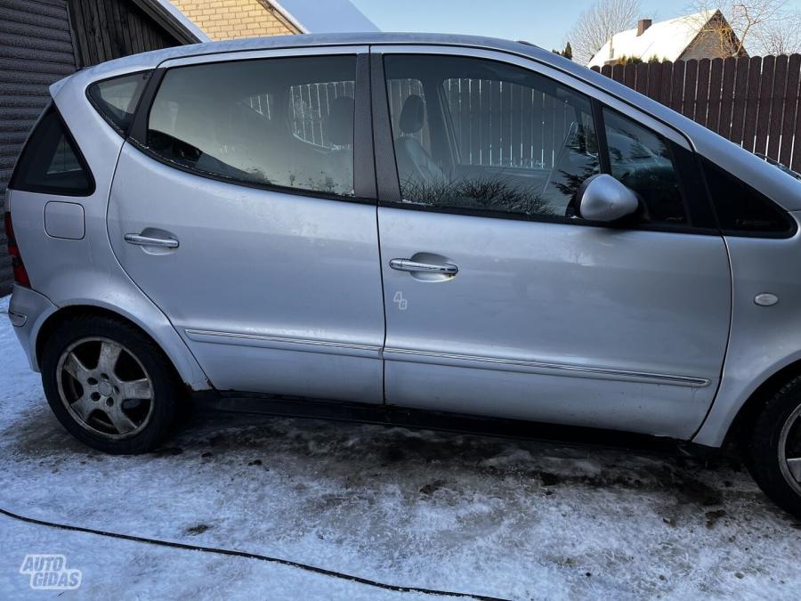 Mercedes-Benz a-190 2002 Mažeikiai, ar dzinēja tilpumu 1.90 L un nobraukumu 172 tūkst. km par 1000 €, foto 3 vietnē AUTOMOTO.COM.LV