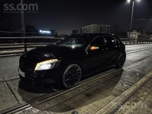 Black Mercedes-Benz A 200 2014 in Valmiera, with an engine capacity of 2.20 L and mileage of 180 thousand km for 14900 €, photo 2 on AUTOMOTO.COM.LV