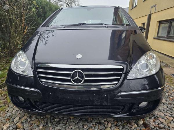 Melns Mercedes-Benz A 200 2005 Kauņa, ar dzinēja tilpumu 2.00 L un nobraukumu 199 tūkst. km par 2900 €, foto 11 vietnē AUTOMOTO.COM.LV