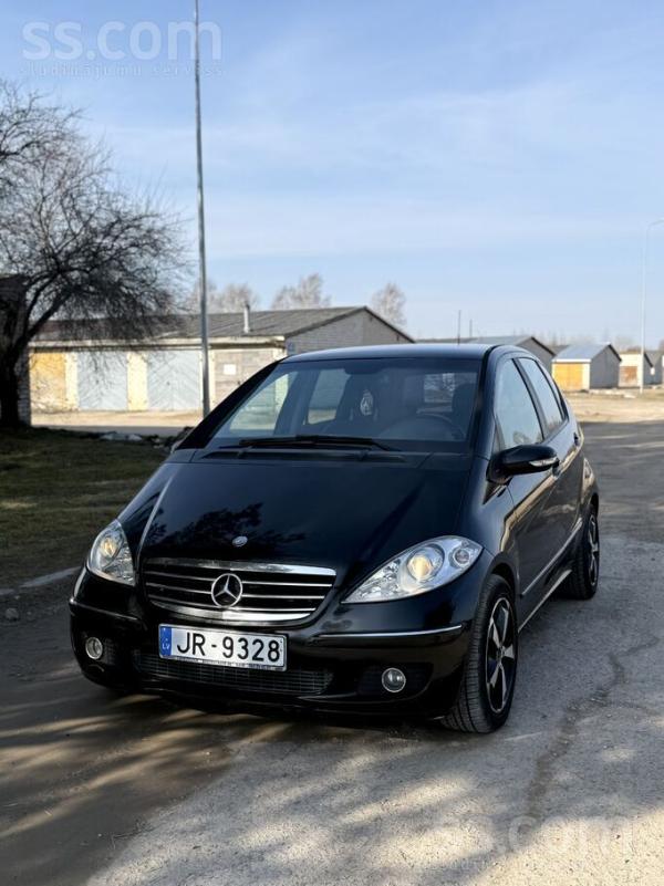 Black Mercedes-Benz A 200 2006 in Kuldiga, with an engine capacity of 2.00 L and mileage of 366 thousand km for 2300 €, photo 3 on AUTOMOTO.COM.LV