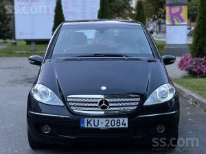 Melns Mercedes-Benz A 200 2006 Rīga, ar dzinēja tilpumu 2.00 L un nobraukumu 213 tūkst. km par 2000 €, foto 3 vietnē AUTOMOTO.COM.LV