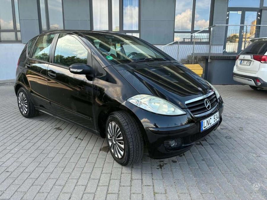 Black Mercedes-Benz A 200 2007 in Vilnius, with an engine capacity of 1.99 L and mileage of 309 thousand km for 999 €, photo 3 on AUTOMOTO.COM.LV