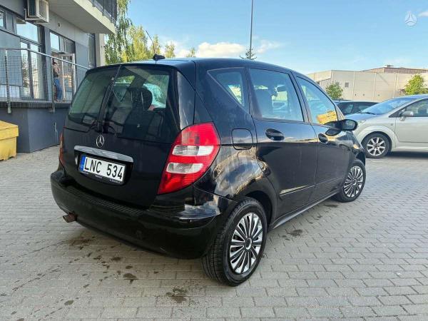 Melns Mercedes-Benz A 200 2007 Viļņa, ar dzinēja tilpumu 1.99 L un nobraukumu 309 tūkst. km par 999 €, foto 3 vietnē AUTOMOTO.COM.LV