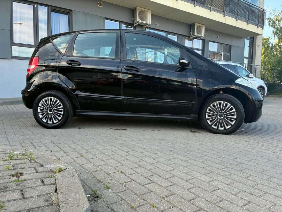 Black Mercedes-Benz A 200 2007 in Vilnius, with an engine capacity of 1.99 L and mileage of 309 thousand km for 999 €, photo 6 on AUTOMOTO.COM.LV