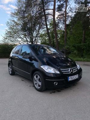 Melns Mercedes-Benz A 200 2012 Anykščiai, ar dzinēja tilpumu 2.00 L un nobraukumu 230 tūkst. km par 1900 €, foto  vietnē AUTOMOTO.COM.LV