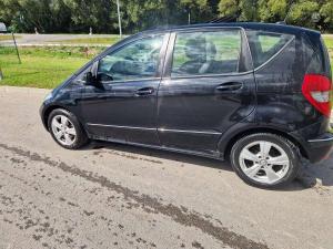 Black Mercedes-Benz A 200 2012 in Taurage, with an engine capacity of 1.99 L and mileage of 263 thousand km for 2650 €, photo 11 on AUTOMOTO.COM.LV