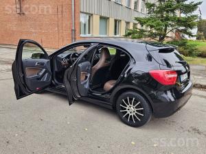Melns Mercedes-Benz A 200 2012 Jēkabpils, ar dzinēja tilpumu 1.80 L un nobraukumu 283 tūkst. km par 7990 €, foto 14 vietnē AUTOMOTO.COM.LV