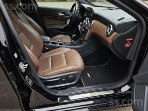 Melns Mercedes-Benz A 200 2012 Jēkabpils, ar dzinēja tilpumu 1.80 L un nobraukumu 283 tūkst. km par 7990 €, foto 27 vietnē AUTOMOTO.COM.LV