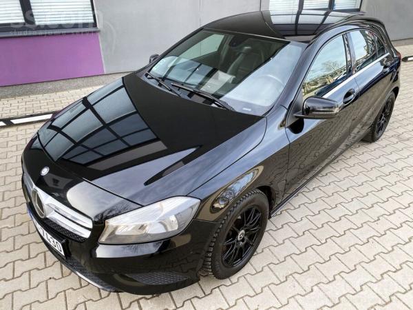 Black Mercedes-Benz A 200 2013 in Riga, with an engine capacity of 1.80 L and mileage of 193 thousand km for 9500 €, photo 5 on AUTOMOTO.COM.LV