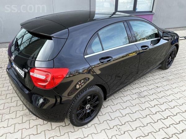 Black Mercedes-Benz A 200 2013 in Riga, with an engine capacity of 1.80 L and mileage of 193 thousand km for 9500 €, photo 9 on AUTOMOTO.COM.LV