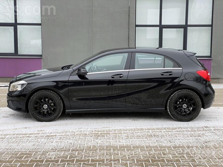 Black Mercedes-Benz A 200 2013 in Riga, with an engine capacity of 1.80 L and mileage of 194 thousand km for 9900 €, photo 14 on AUTOMOTO.COM.LV