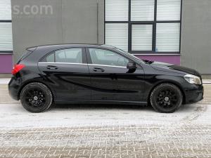 Black Mercedes-Benz A 200 2013 in Riga, with an engine capacity of 1.80 L and mileage of 194 thousand km for 9900 €, photo 15 on AUTOMOTO.COM.LV