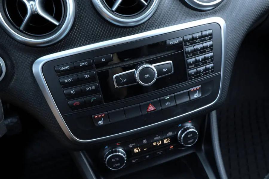 Melns Mercedes-Benz A 200 2013 Jelgava, ar dzinēja tilpumu 1.80 L un nobraukumu 249 tūkst. km par 7990 €, foto 18 vietnē AUTOMOTO.COM.LV