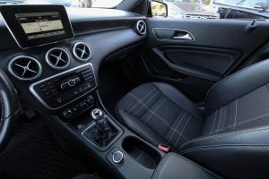 Melns Mercedes-Benz A 200 2013 Jelgava, ar dzinēja tilpumu 1.80 L un nobraukumu 249 tūkst. km par 7990 €, foto 20 vietnē AUTOMOTO.COM.LV