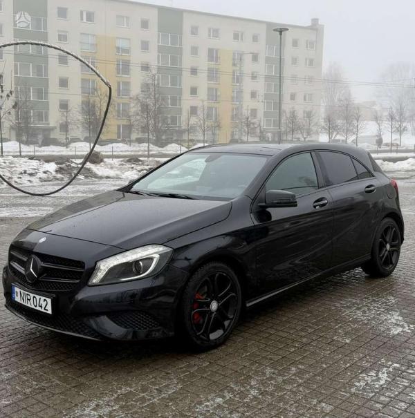 Melns Mercedes-Benz A 200 2014 Viļņa, ar dzinēja tilpumu 2.14 L un nobraukumu 199 tūkst. km par 7300 €, foto 5 vietnē AUTOMOTO.COM.LV