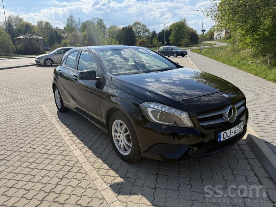 Melns Mercedes-Benz A 200 2015 Saldus, ar dzinēja tilpumu 2.20 L un nobraukumu 226 tūkst. km par 9990 €, foto 3 vietnē AUTOMOTO.COM.LV