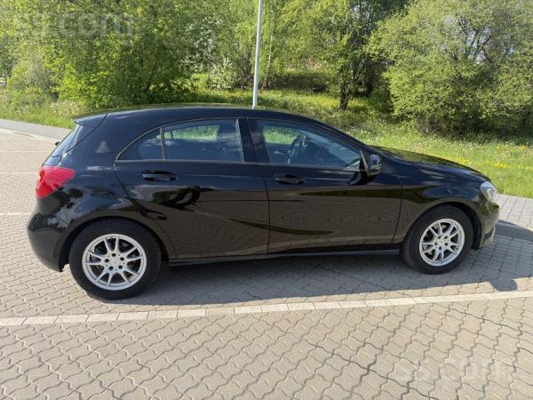 Black Mercedes-Benz A 200 2015 in Saldus, with an engine capacity of 2.20 L and mileage of 226 thousand km for 9990 €, photo 5 on AUTOMOTO.COM.LV