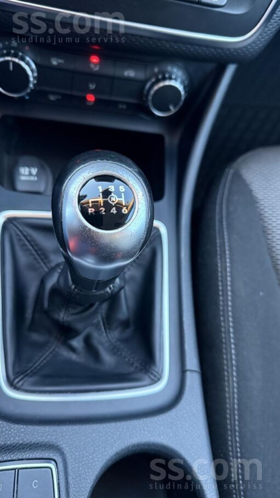 Melns Mercedes-Benz A 200 2015 Saldus, ar dzinēja tilpumu 2.20 L un nobraukumu 226 tūkst. km par 9990 €, foto 20 vietnē AUTOMOTO.COM.LV