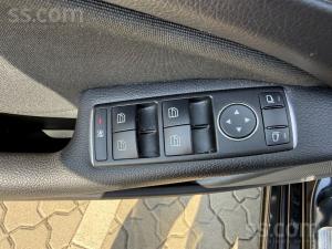 Melns Mercedes-Benz A 200 2015 Saldus, ar dzinēja tilpumu 2.20 L un nobraukumu 226 tūkst. km par 9990 €, foto 23 vietnē AUTOMOTO.COM.LV