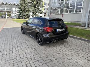 Black Mercedes-Benz A 200 2016 in Riga, with an engine capacity of 2.10 L and mileage of 156 thousand km for 12900 €, photo 5 on AUTOMOTO.COM.LV