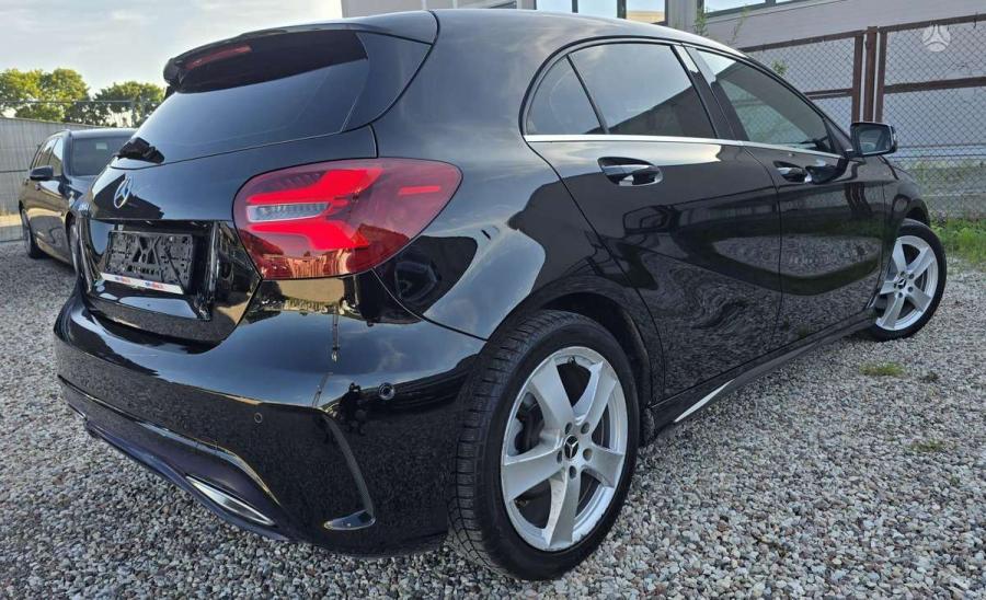 Melns Mercedes-Benz A 200 2018 Kauņa, ar dzinēja tilpumu 2.14 L un nobraukumu 240 tūkst. km par 10999 €, foto 5 vietnē AUTOMOTO.COM.LV