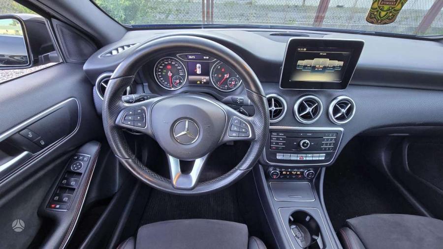 Melns Mercedes-Benz A 200 2018 Kauņa, ar dzinēja tilpumu 2.14 L un nobraukumu 240 tūkst. km par 10999 €, foto 15 vietnē AUTOMOTO.COM.LV