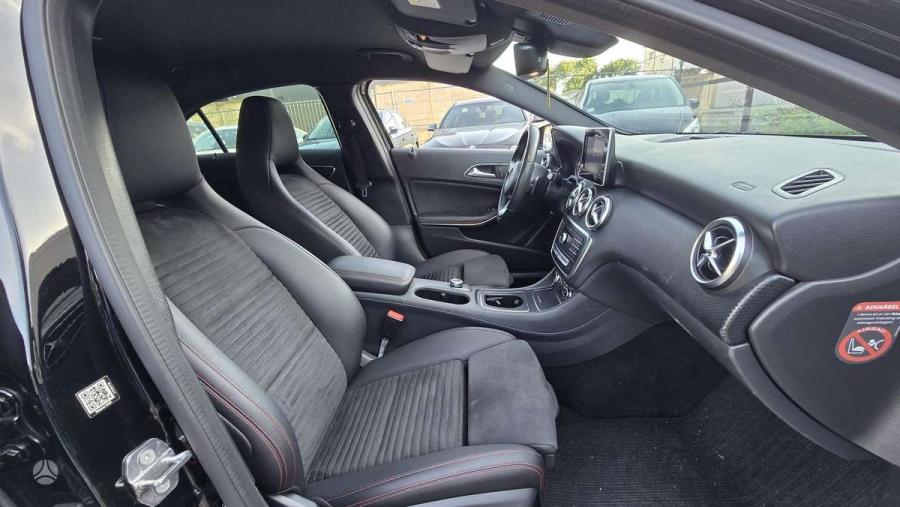 Melns Mercedes-Benz A 200 2018 Kauņa, ar dzinēja tilpumu 2.14 L un nobraukumu 240 tūkst. km par 10999 €, foto 16 vietnē AUTOMOTO.COM.LV