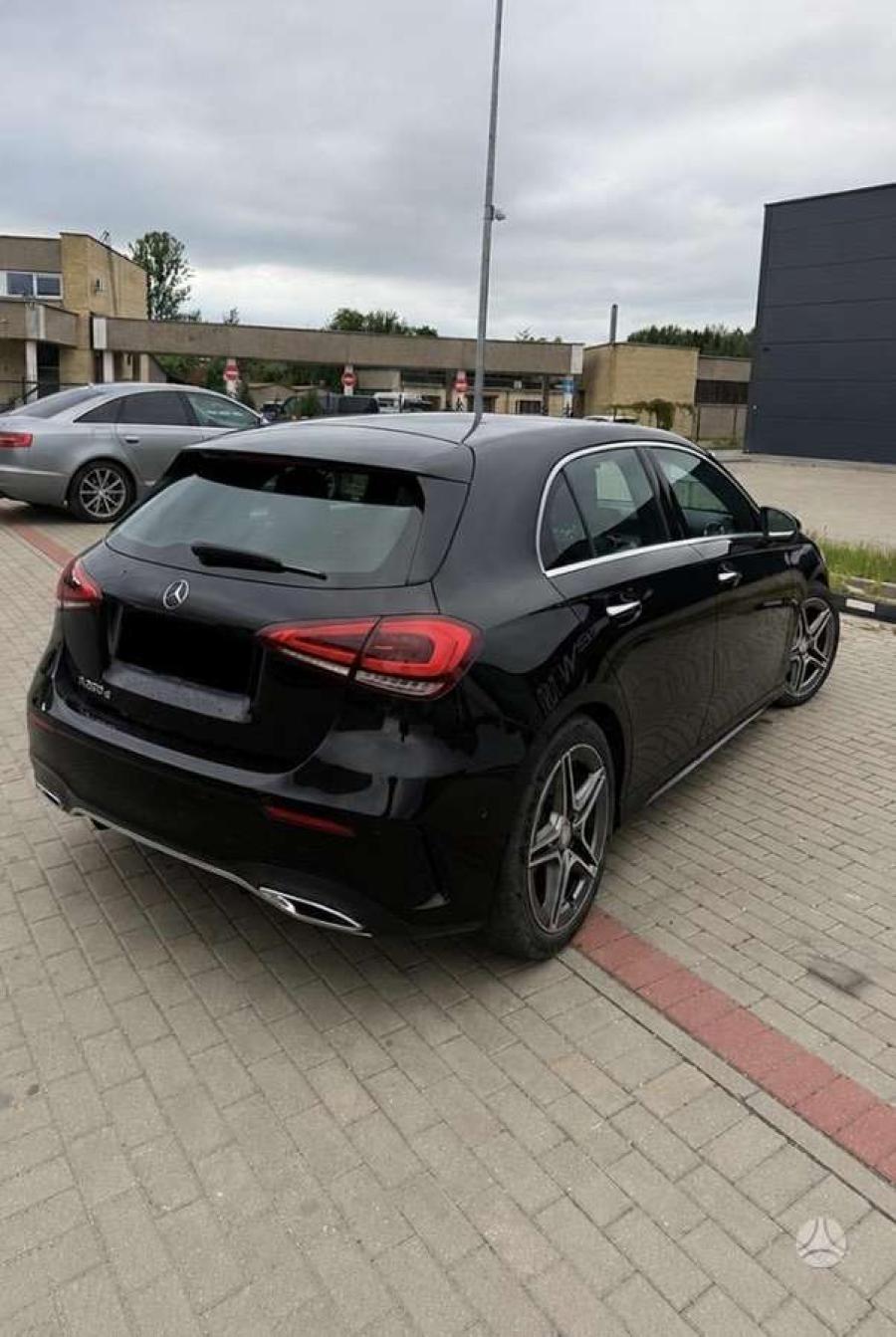 Melns Mercedes-Benz A 200 2019 Kauņa, ar dzinēja tilpumu 1.95 L un nobraukumu 279 tūkst. km par 15500 €, foto 7 vietnē AUTOMOTO.COM.LV